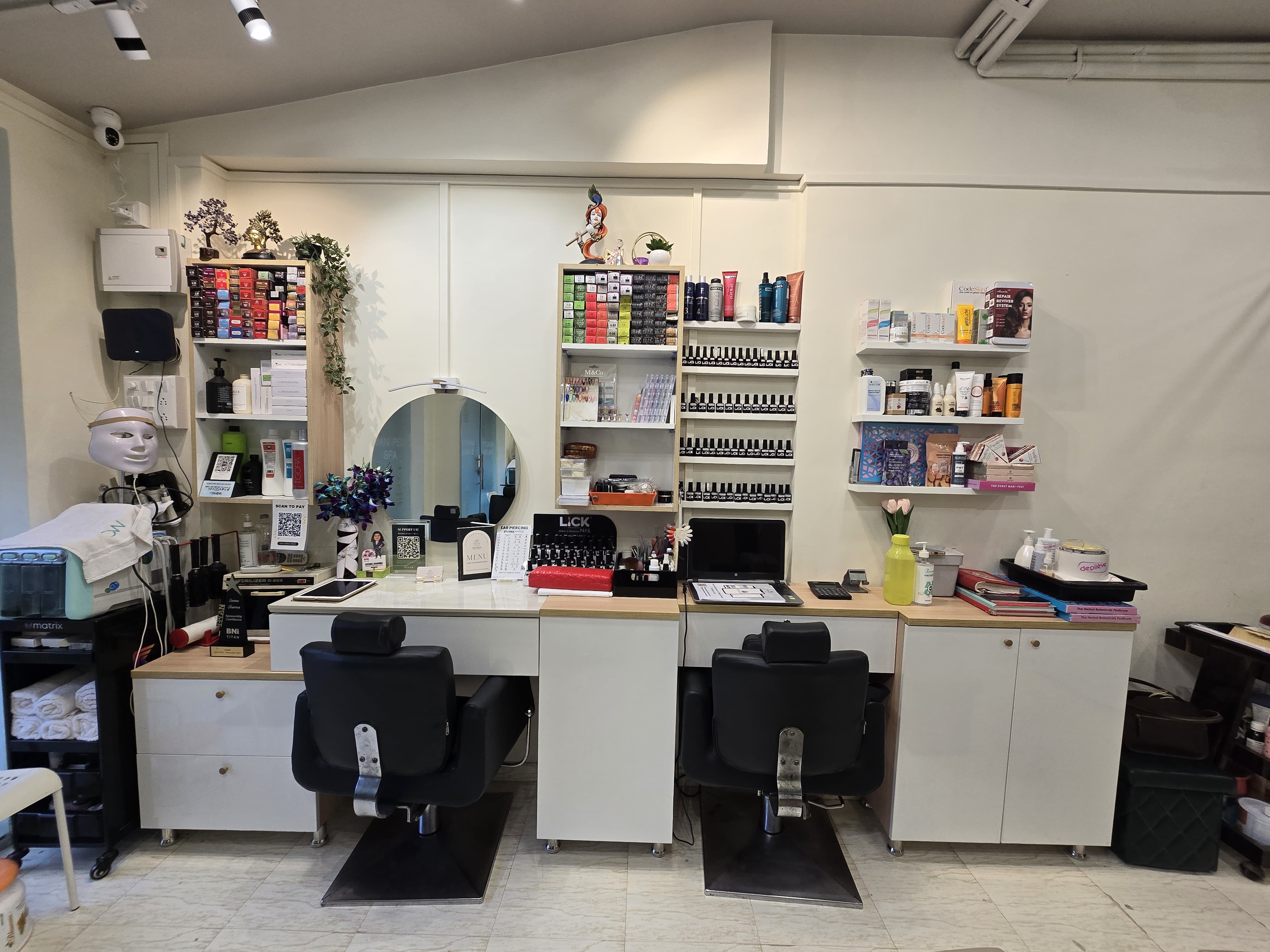 Seema's – Best Ladies Beauty Parlour & Salon in Borivali – Premium hair ...